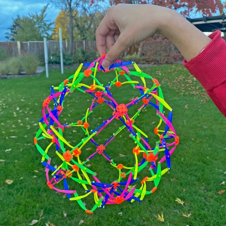 Magic Sphere, Expanding Ball - OBILO | we trade trends.