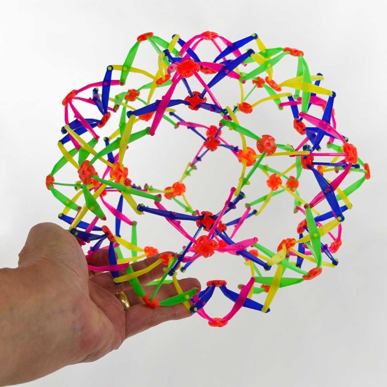 Magic Sphere, Expanding Ball - OBILO | we trade trends.